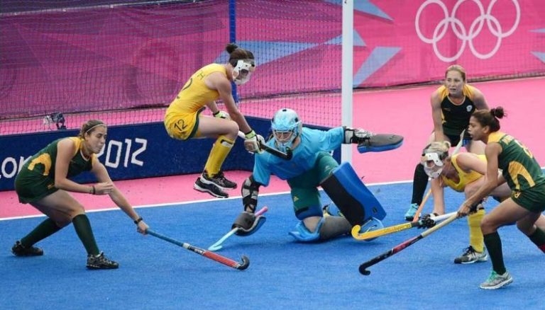 Best Field Hockey Masks in 2025 - Field Hockey Sticks & Equipment Reviews